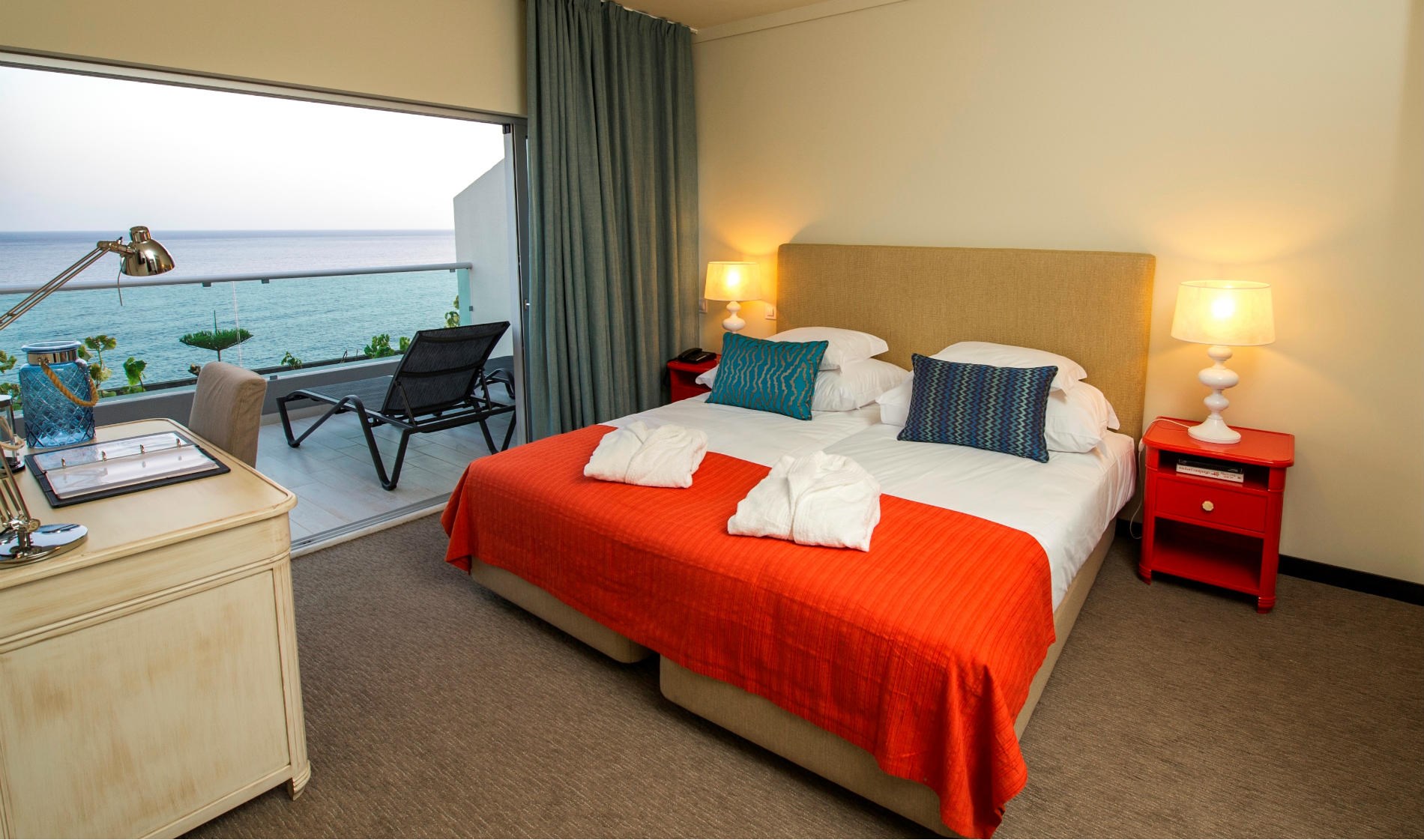 Hotel in der Bucht von Funchal? Pestana Madeira Beach Club!