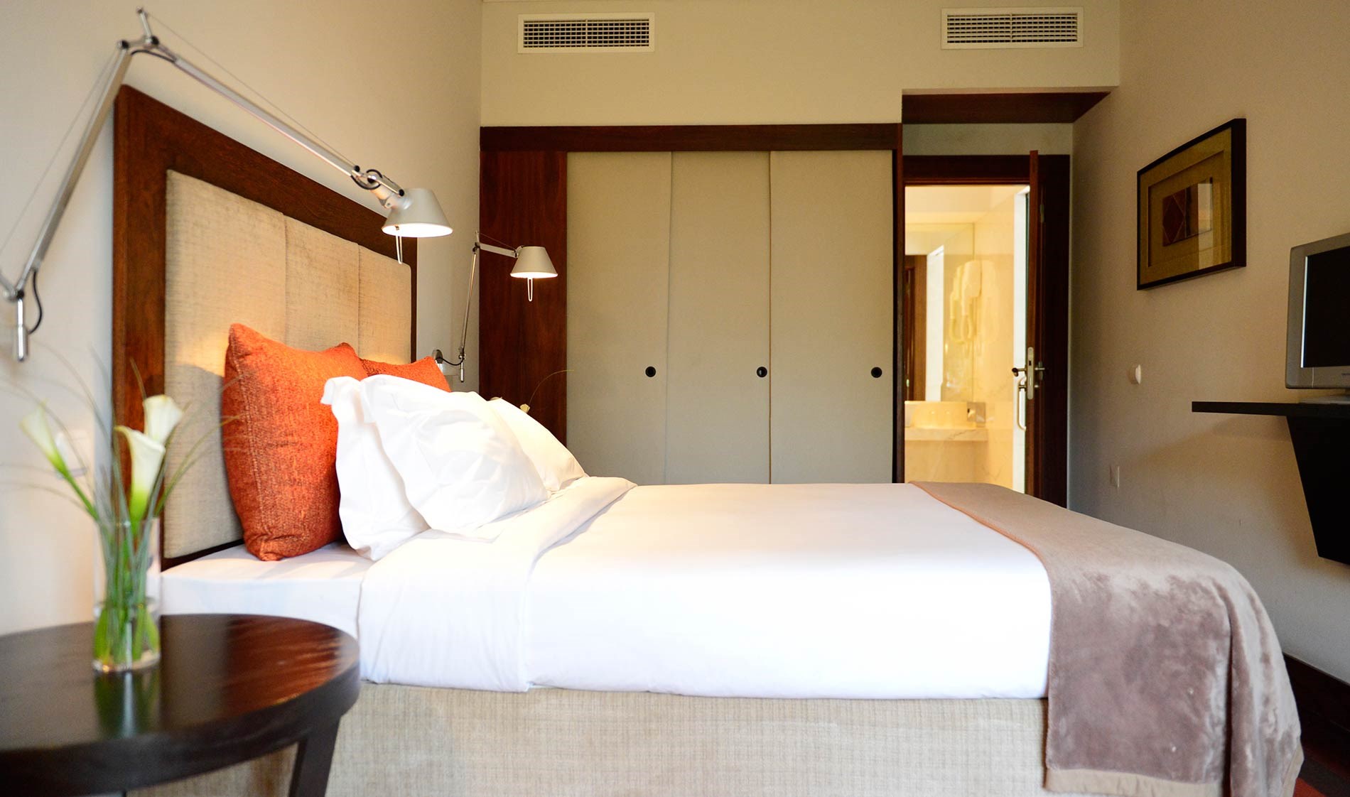 Hotel in Tavira? Book at Pousada Tavira Official Website!